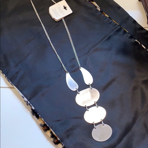 Tazza | Jewelry | Nwt Tazzo Silver Tone Long Necklace | Poshmark